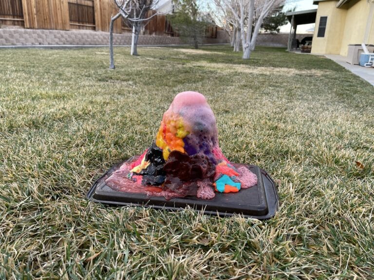 Easy Science - How to Make a Volcano - Weird, Unsocialized Homeschoolers